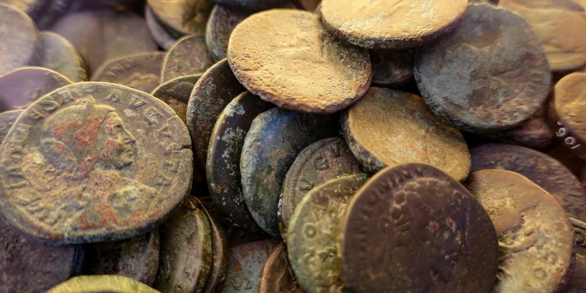 Crypto Outlook Brightens for 2026 as Altcoins Show Early Rally ...