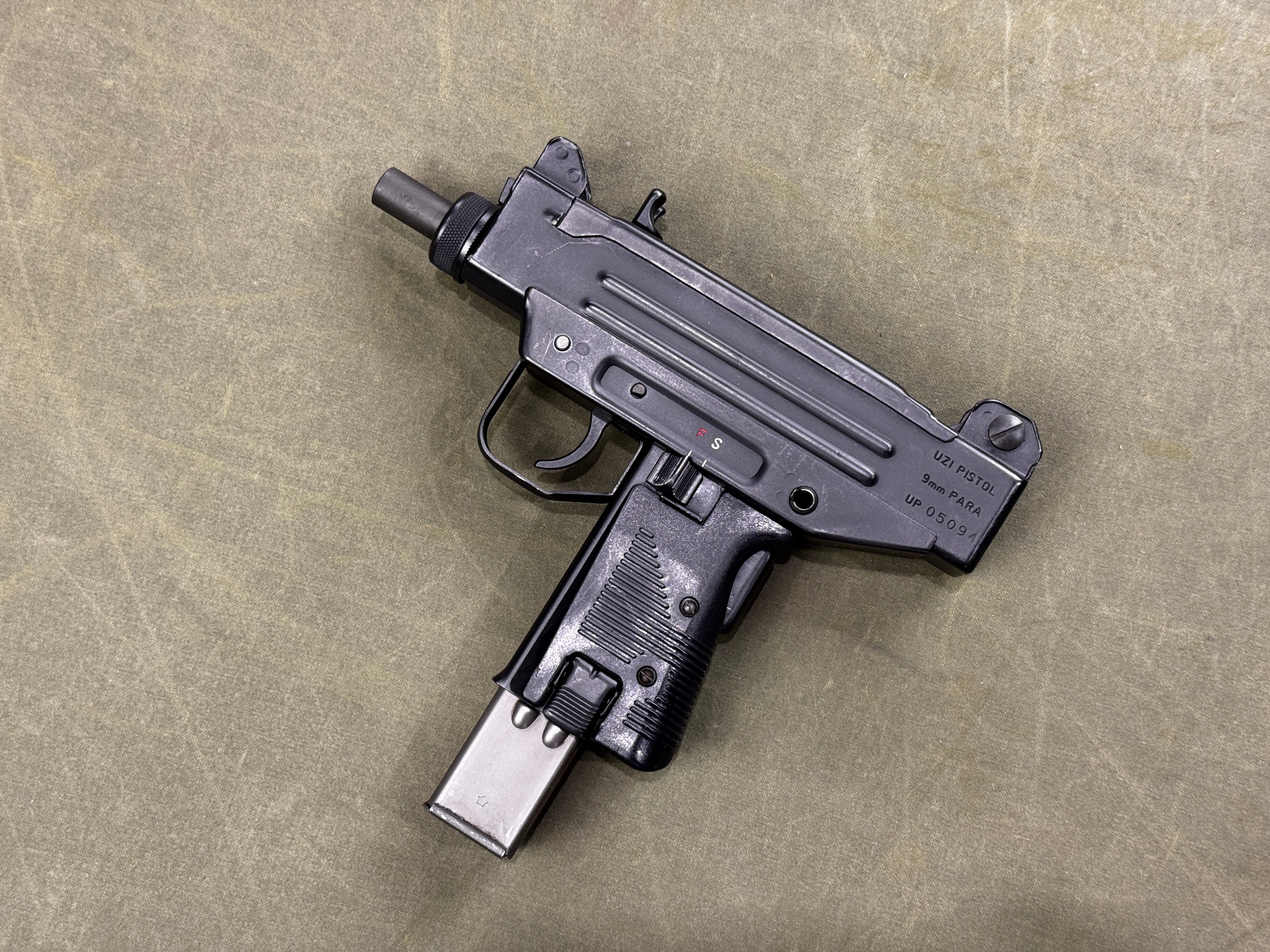 Classic - Uzi Pistol - by MAC - The Bangswitch