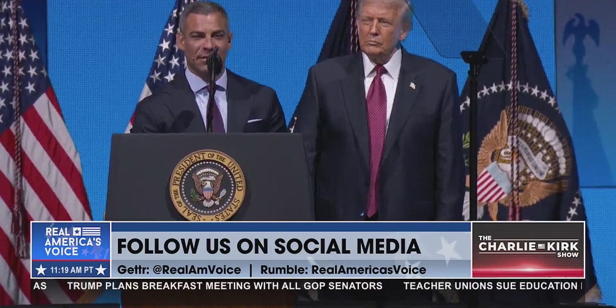 POTUS RECEIVES KEY TO THE CITY IN MIAMI!