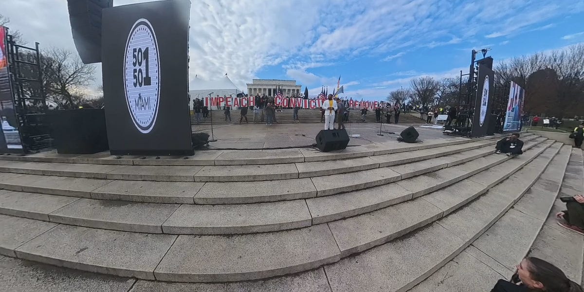 What 20,000 People at the Reflecting Pool Made Clear