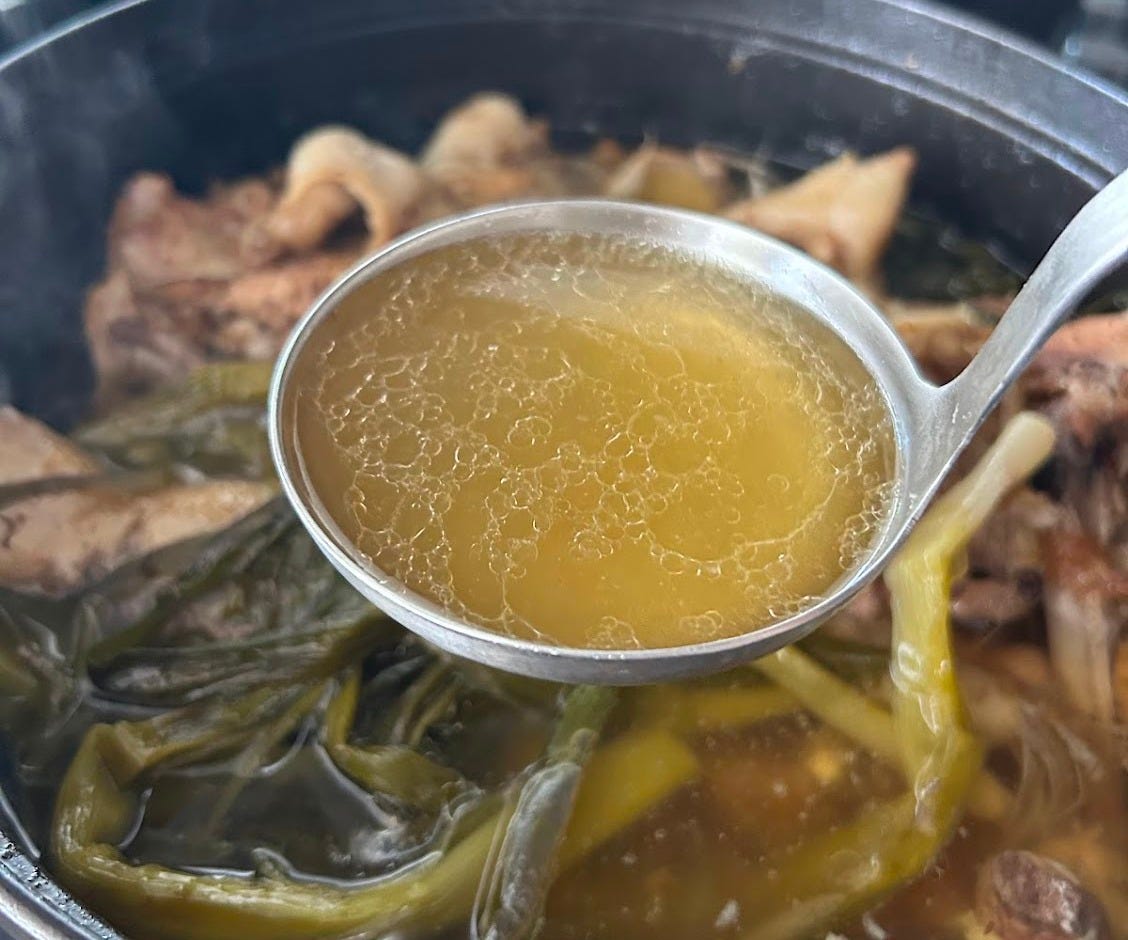 The life of a #broth fiend, base chicken broth (+ stock) recipe