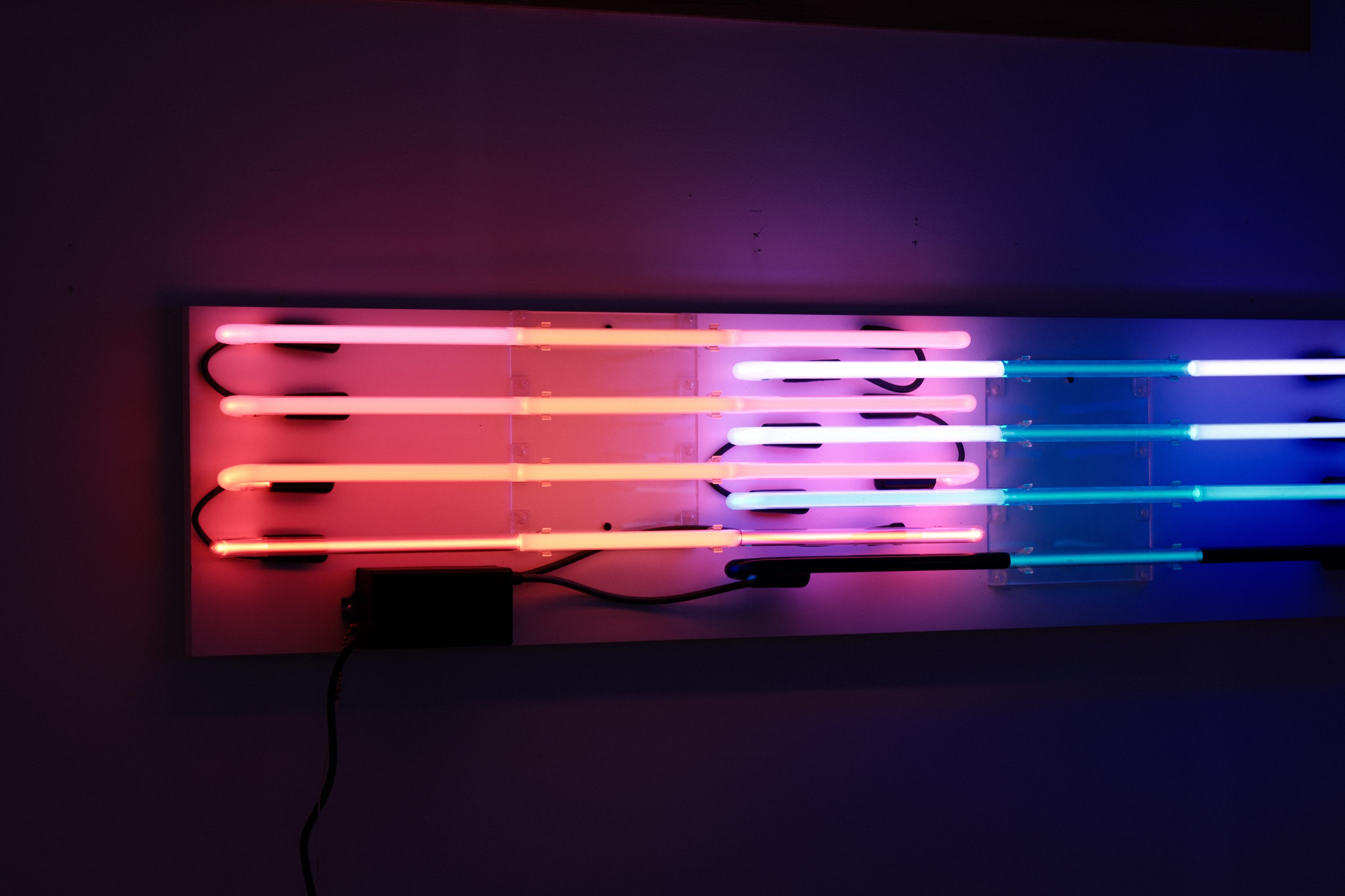 Artist Profile, Neon Dave - by Georgia Dixon - GEOSTYLED