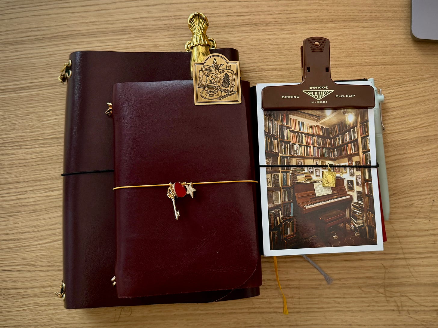 DIY TUTORIAL: how to make a leather traveler's notebook on a budget ...