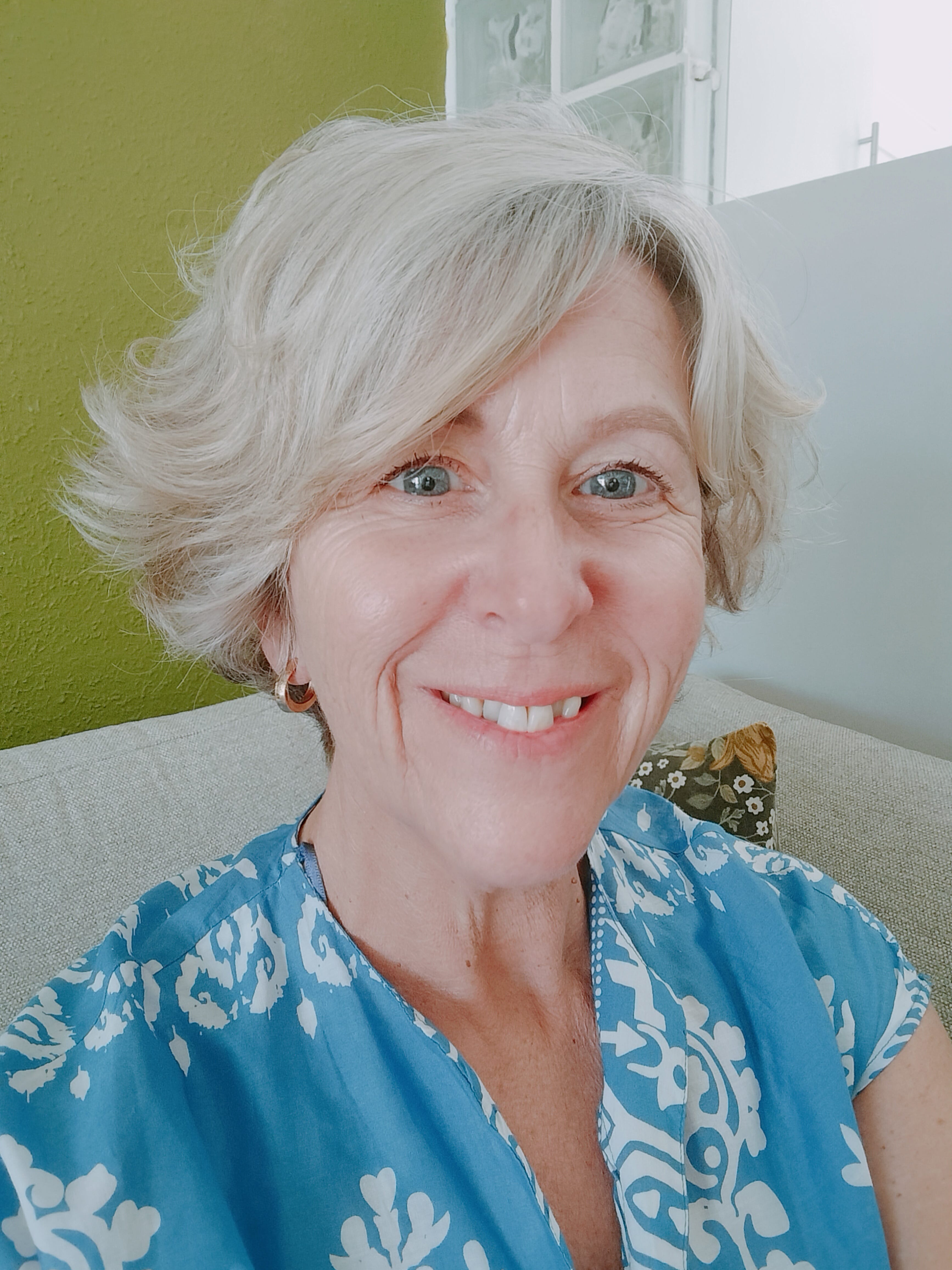 Nicola Farnhill | Substack