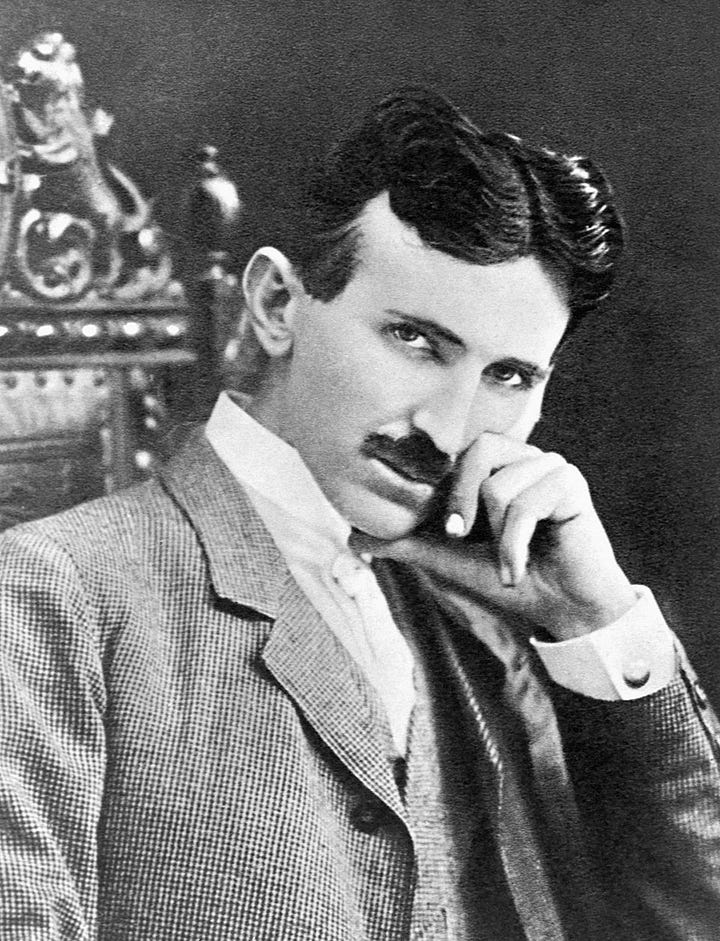 Nikola Tesla – Genie auf Kollisionskurs - by Lilly Gebert