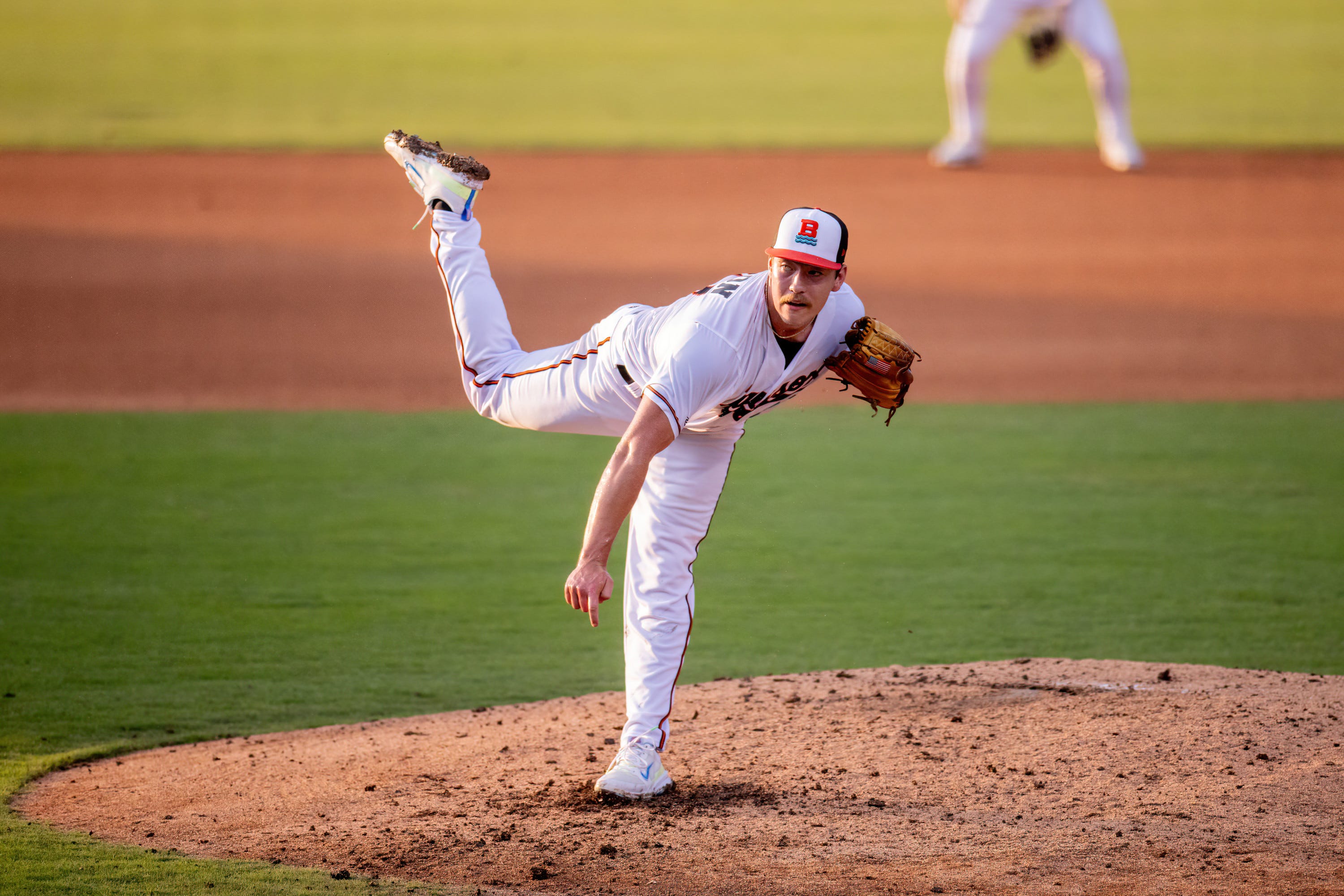 Samuel Basallo, no surprise, headlines O's new top 10 prospects via ...