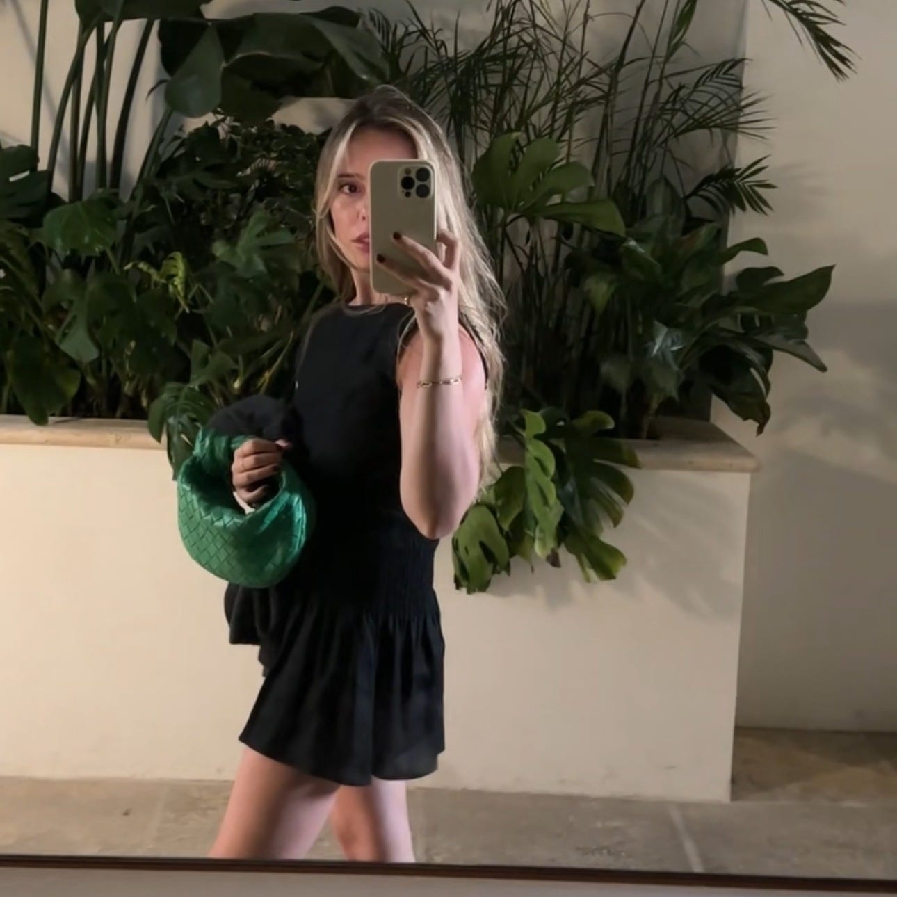 Anna Mondanaro | Substack