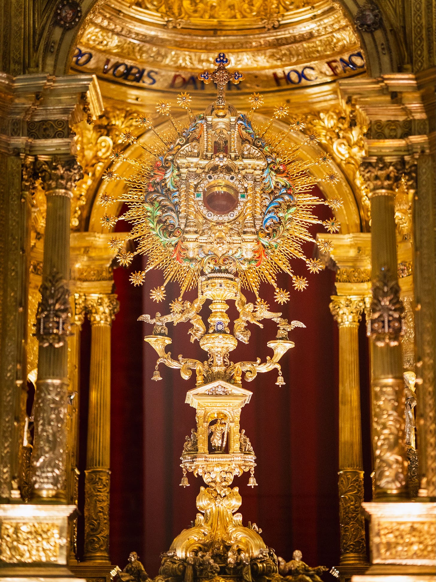 What is a Monstrance in Catholic Church?