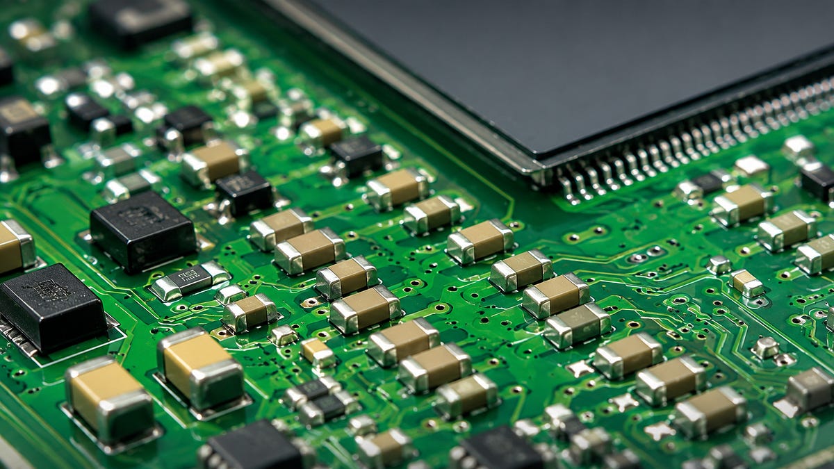 Complementary, Not Competing: MLCCs and Silicon Capacitors in AI Server ...