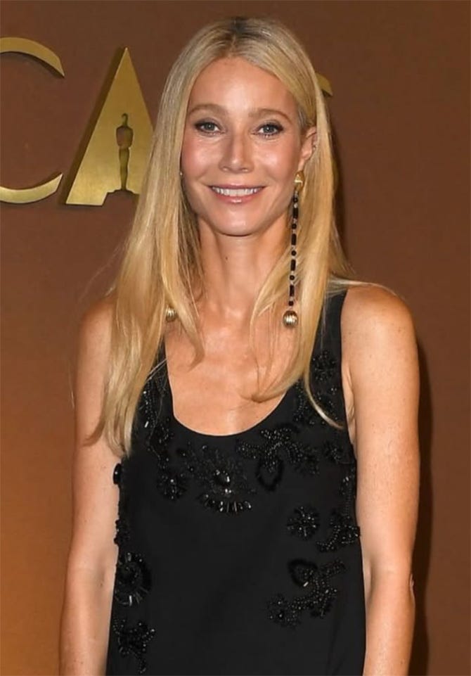 Shoulder Dusters Have Made A Sweeping Comeback