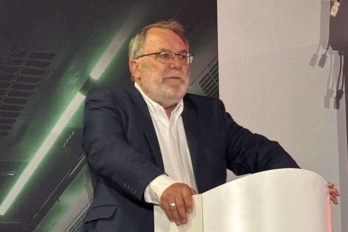 UK Targets Trillion-Operation Quantum Computer With Five-Tech-Hub Strategy