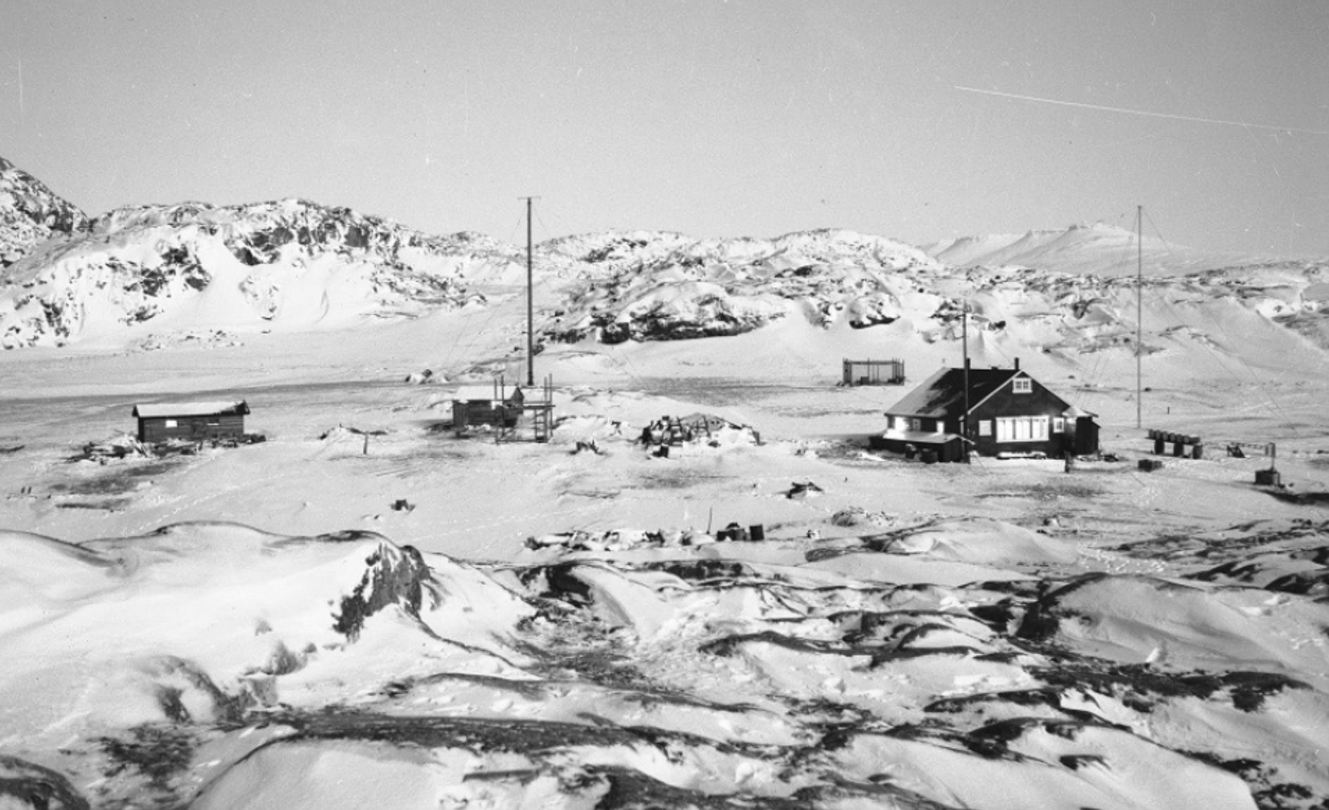 DUEL ON THE ICE - by Loades of History, Mike Loades