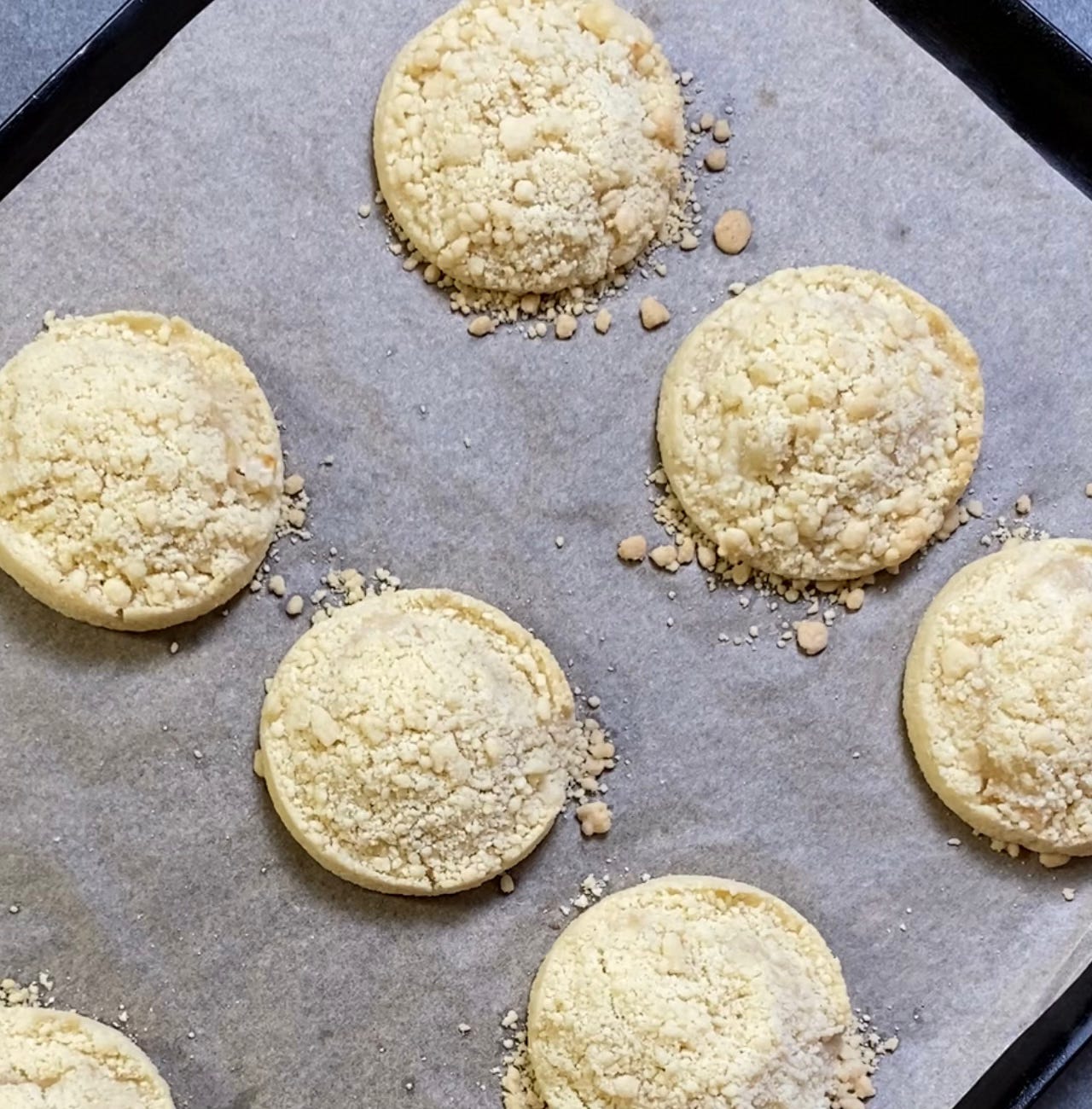 Apple Crumble Cookies - by Tat Effby - The Caketoonist