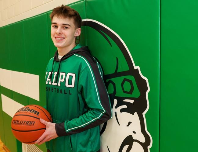 Valpo falls short in Nashville, 78-74 - by Carson Hamilton