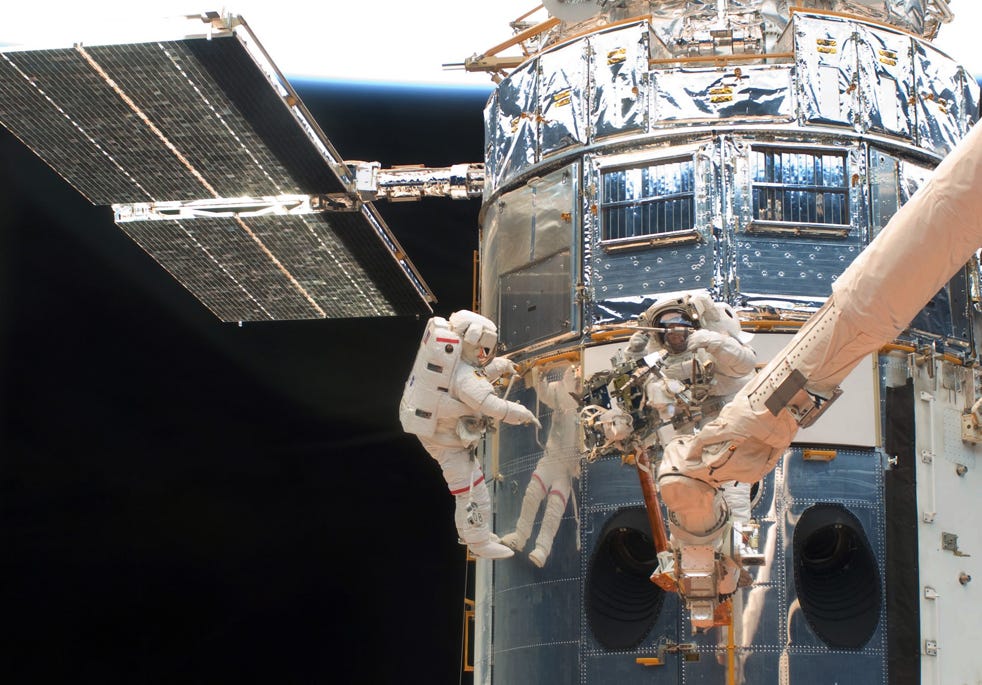 SPACE BRAINS - by Steve Cappelletti - Orbital Protocol