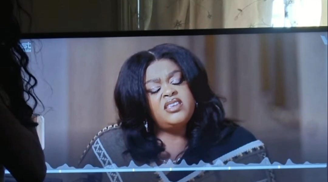 watch Jill Scott IRL interview while I clean my room