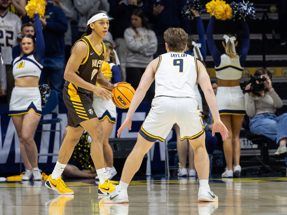 20 Games In... - by Alex Wassilak - The Valpo Vault
