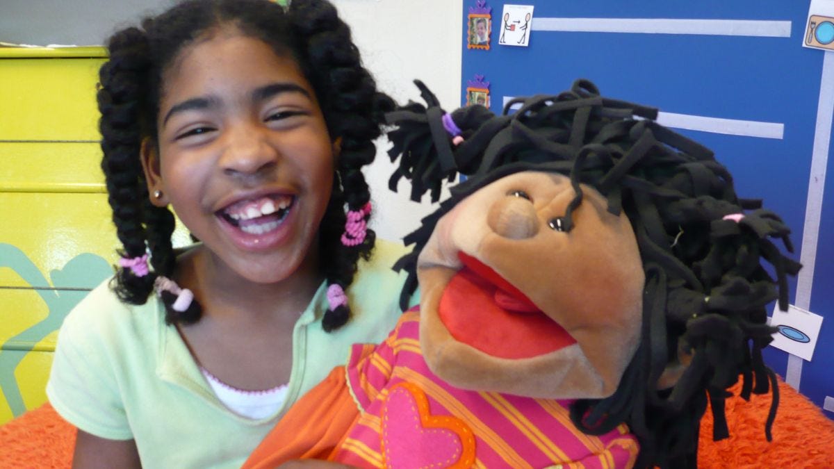 How to Use a Hand Puppet in The Classroom