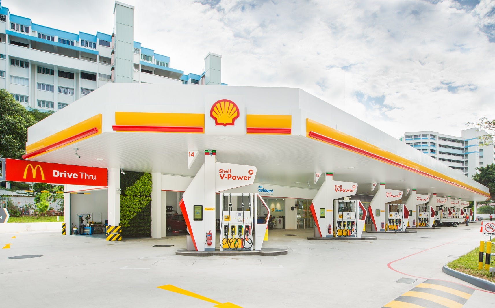 The Merchant Files: The Giant of the World's Leading Oil Trading House