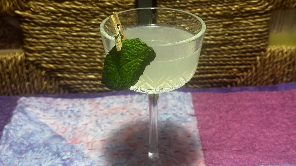 Comments - Welcome To Wonkette Happy Hour, With This Week's Cocktail ...