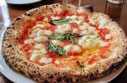 Neapolitan or Roman Pizza — What’s the Difference (and Which One Do I ...