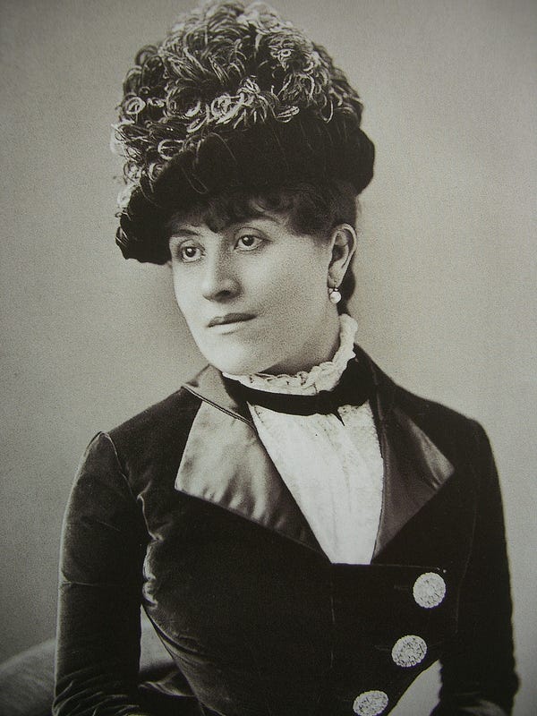 Proust’s Odette: Social Mobility & Time Philosophy Analysis
