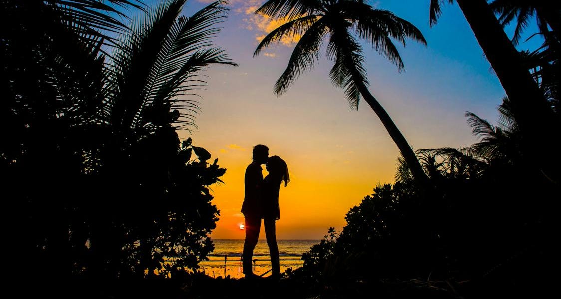 Graph of the Day: How Couples Meet, 1940-2020