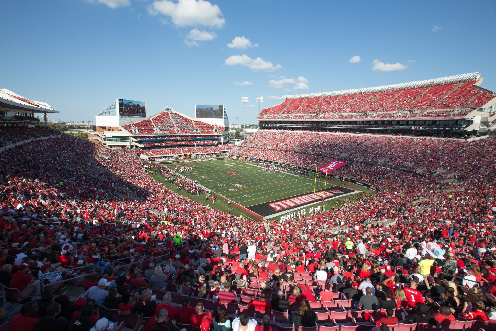 Cal v. Louisville College Football 2025 Kick-Off: Nov. 8 at 7 p.m. ET