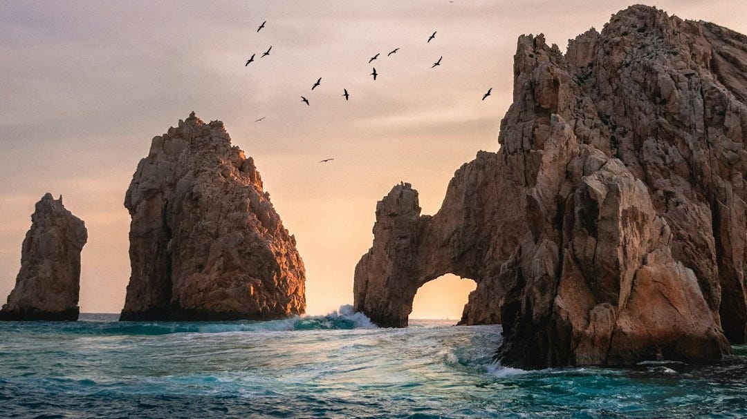 Urgent Warning: Cartel Violence @ Mexico Tourist Spot