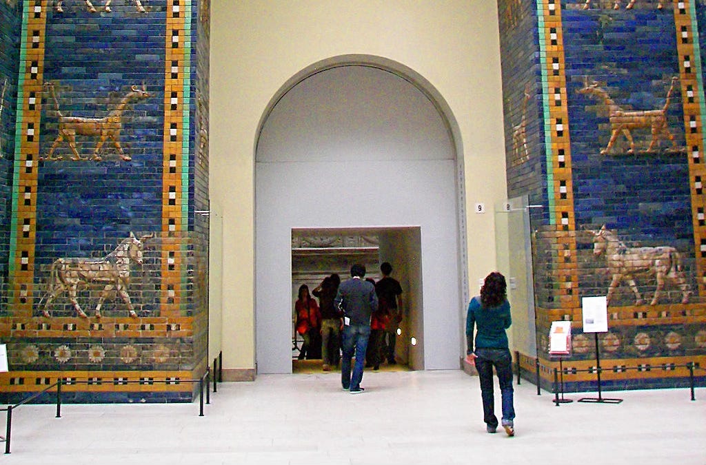 The gate of horn and the gate of ivory