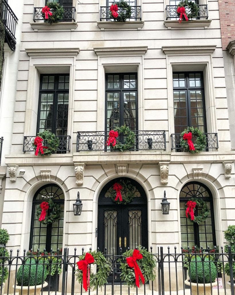 Merry Christmas 2025 - HABITUALLY CHIC