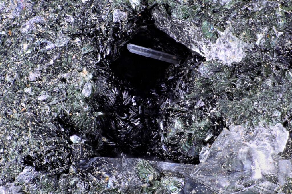 Chlorite Group Identification - by Steve Sorrell