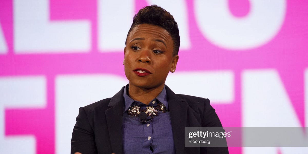 Visible Figures - Vol 22 - by Stephanie Van Putten