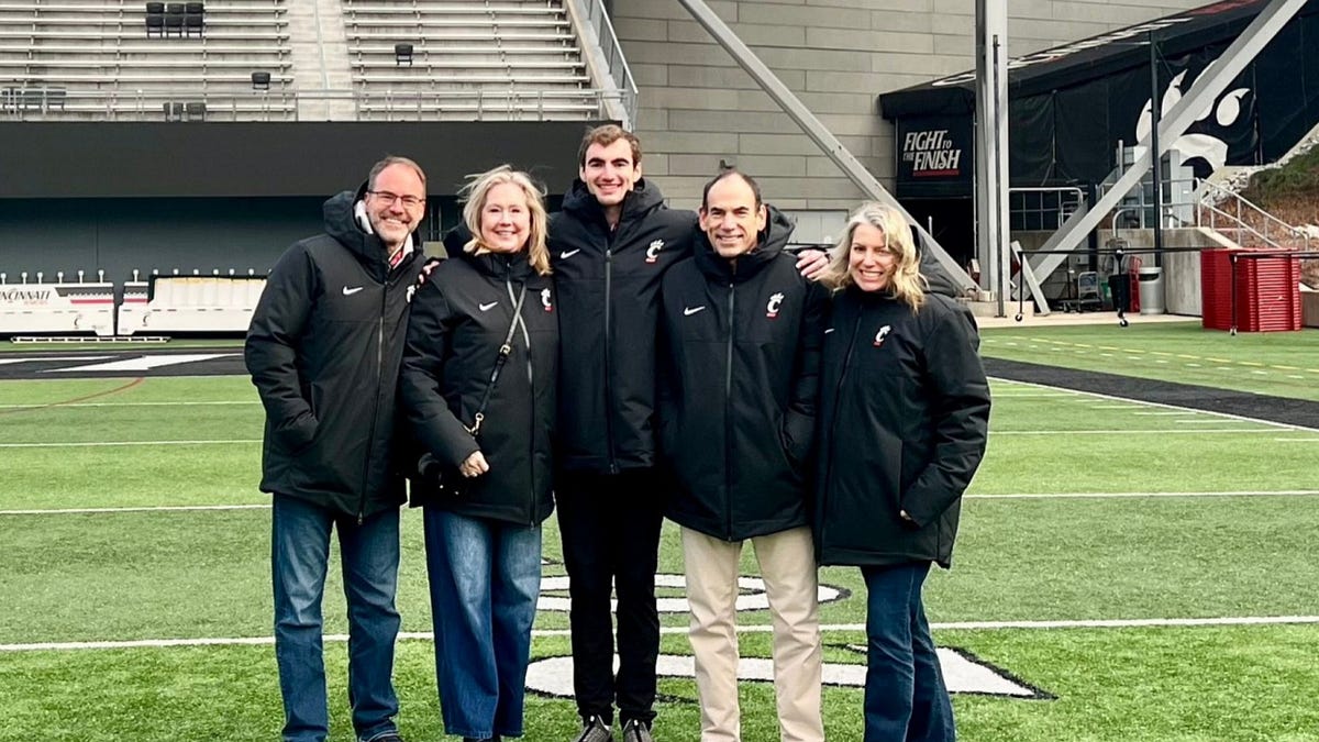 Division II WR Flynn Schiele commits to Cincinnati