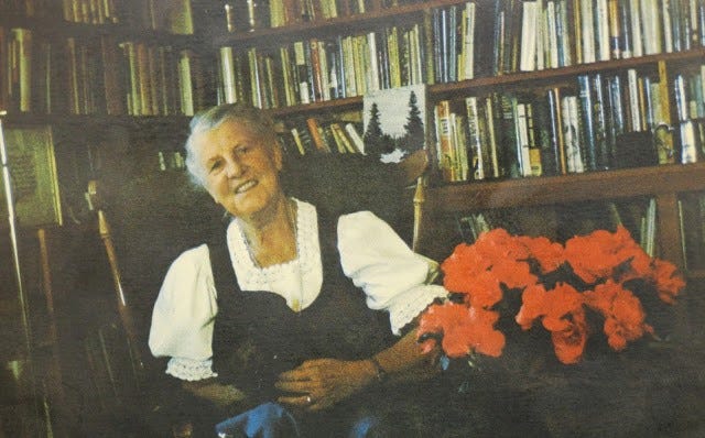 Reading Through Lent with Maria von Trapp - by Julie Kilcur