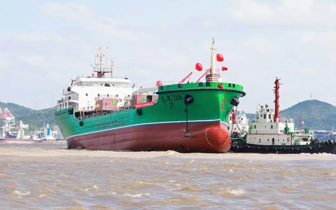 Shenzhen Port Completes Its First-Ever Green Methanol Ship-to-Ship ...