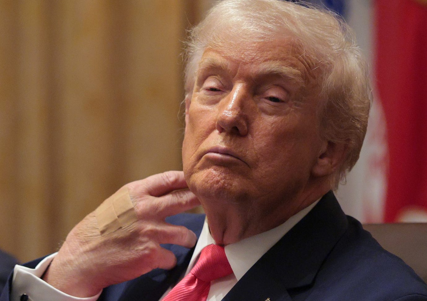 Is Trump a drug addict? - by Oliver Markus Malloy