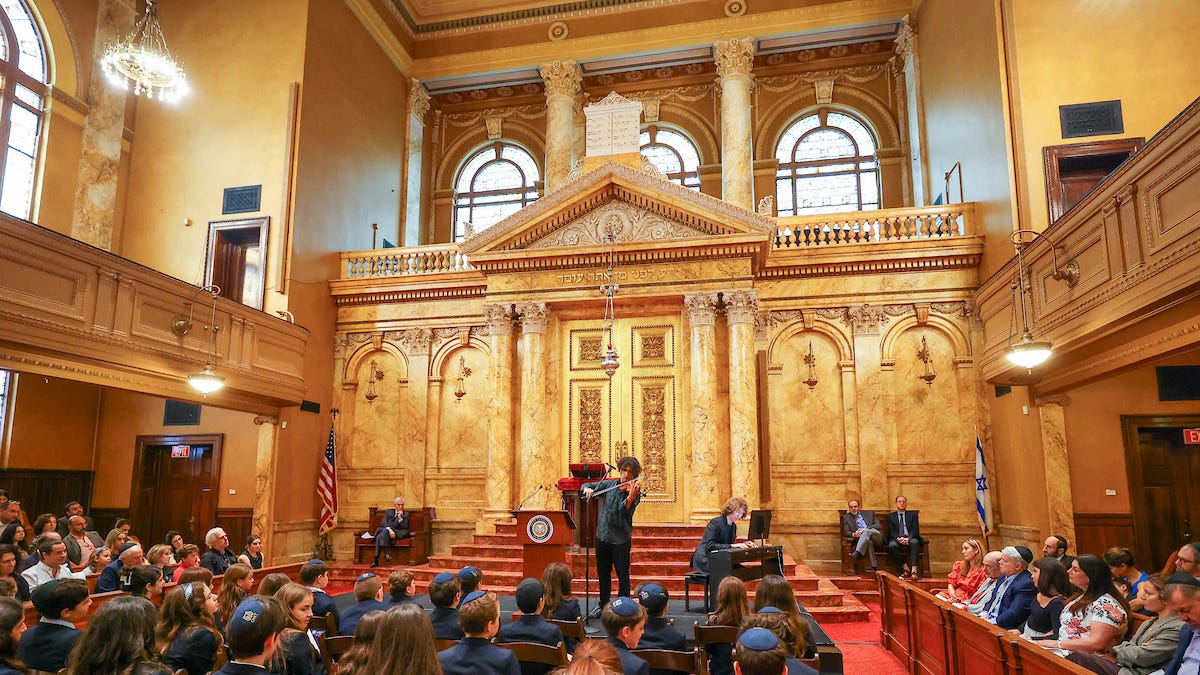 Inside America’s First-Ever Classical Jewish School