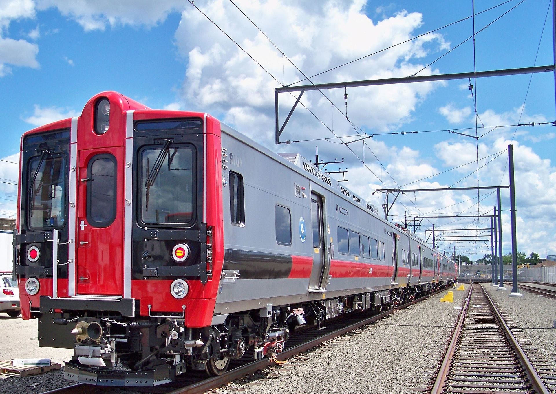 How SEPTA’s 1,400-Page Silverliner VI Spec Locks Out Modern Trains