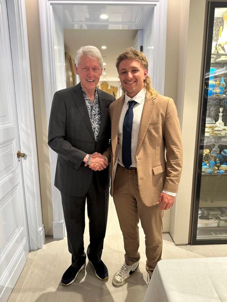 RFK Jr., ABD'deki Buz Fırtınasını Bill Gates'in Planladığını İddia Ediyor