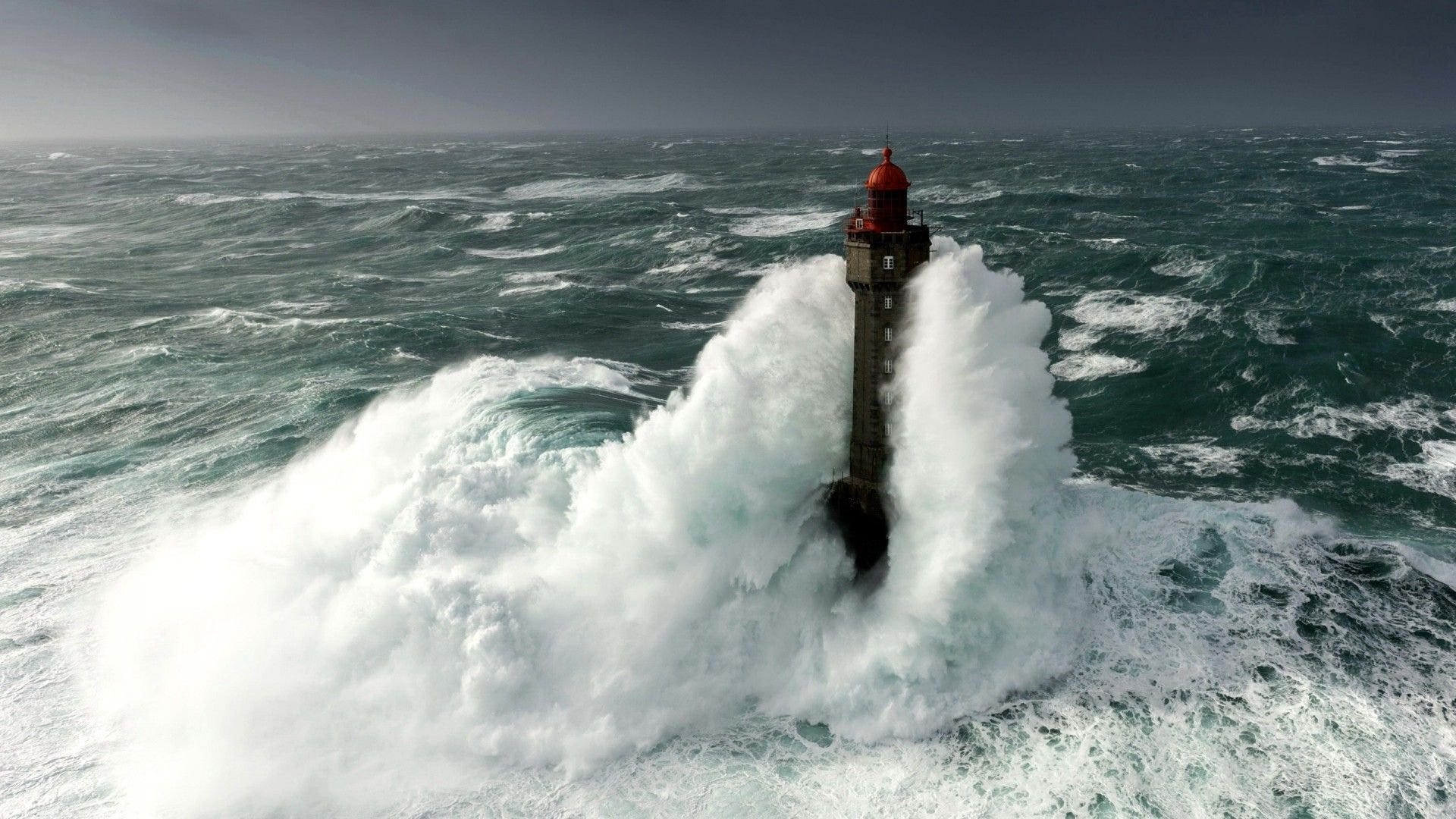 La Jument: The Lighthouse That Refused to Sink