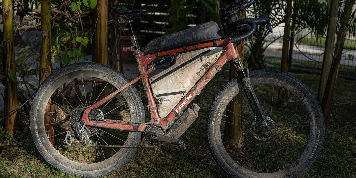 Trek full-suspension gravel bike - by James Huang - n-1