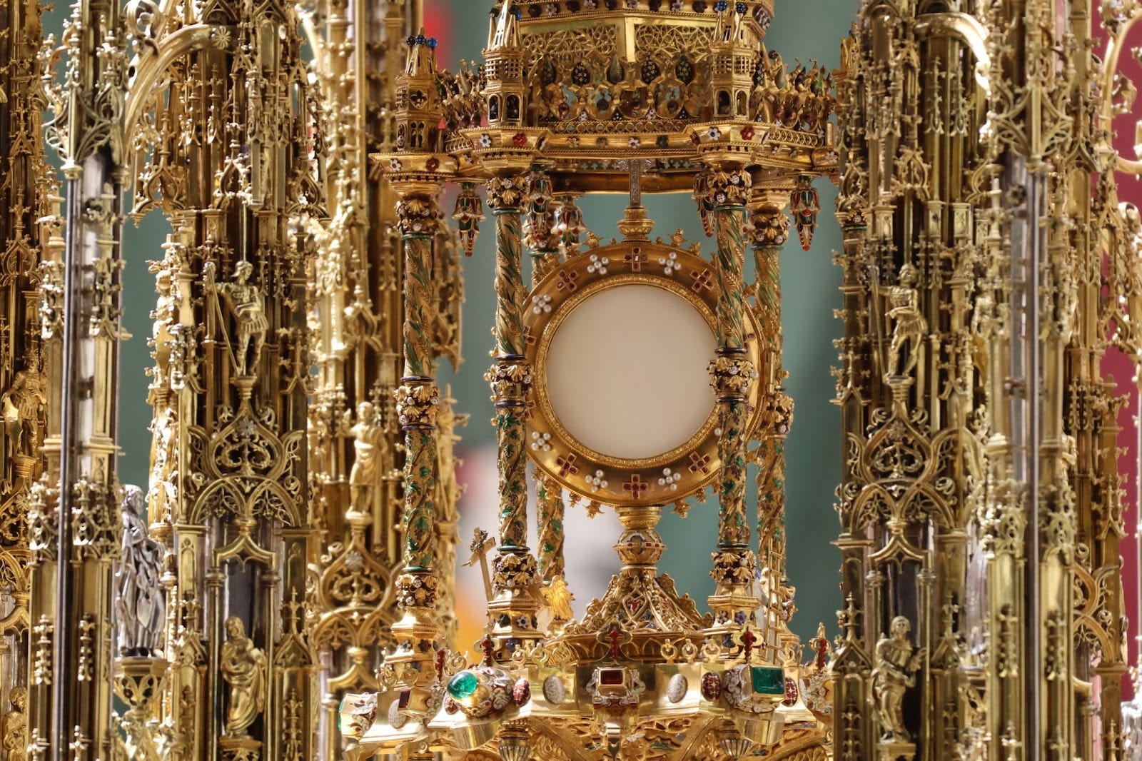 Corpus Christi, Toledo style - by Edgar Beltrán