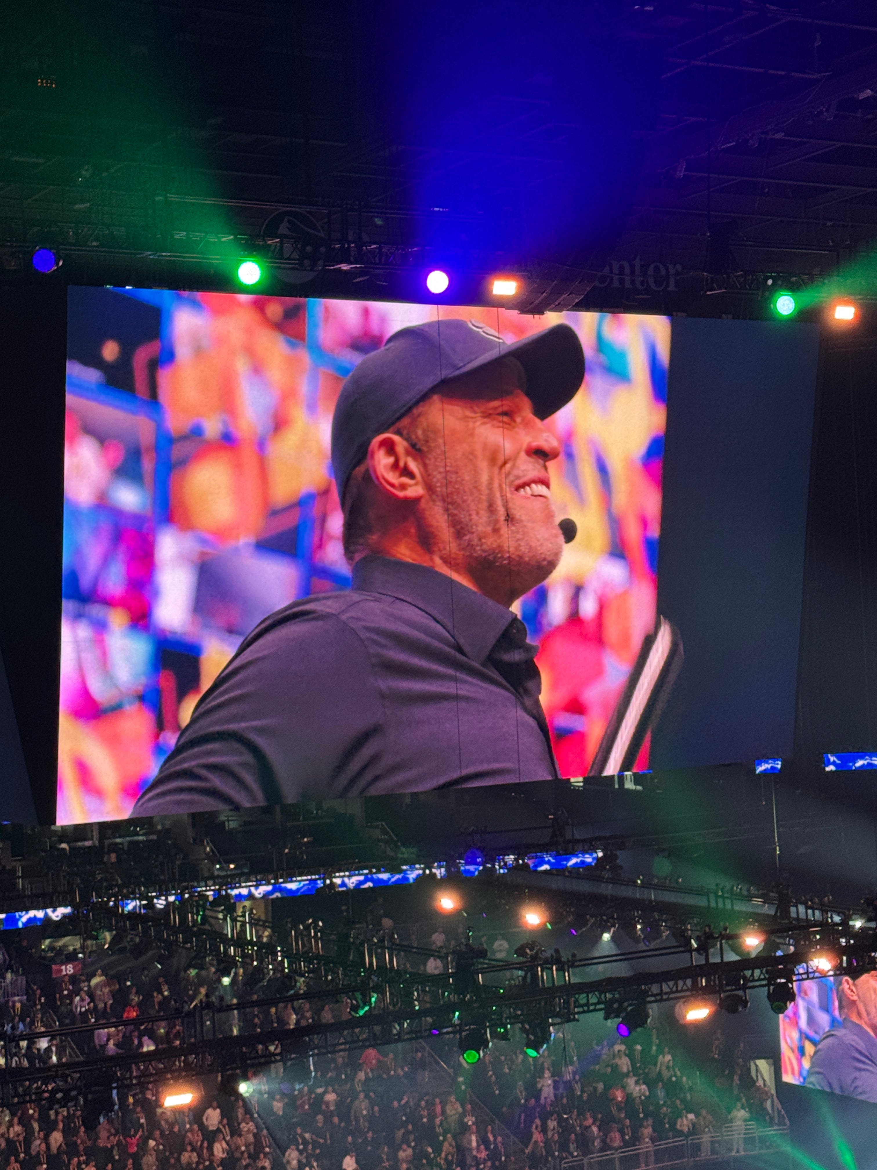 I Attended Unleash the Power by Tony Robbins - a Review