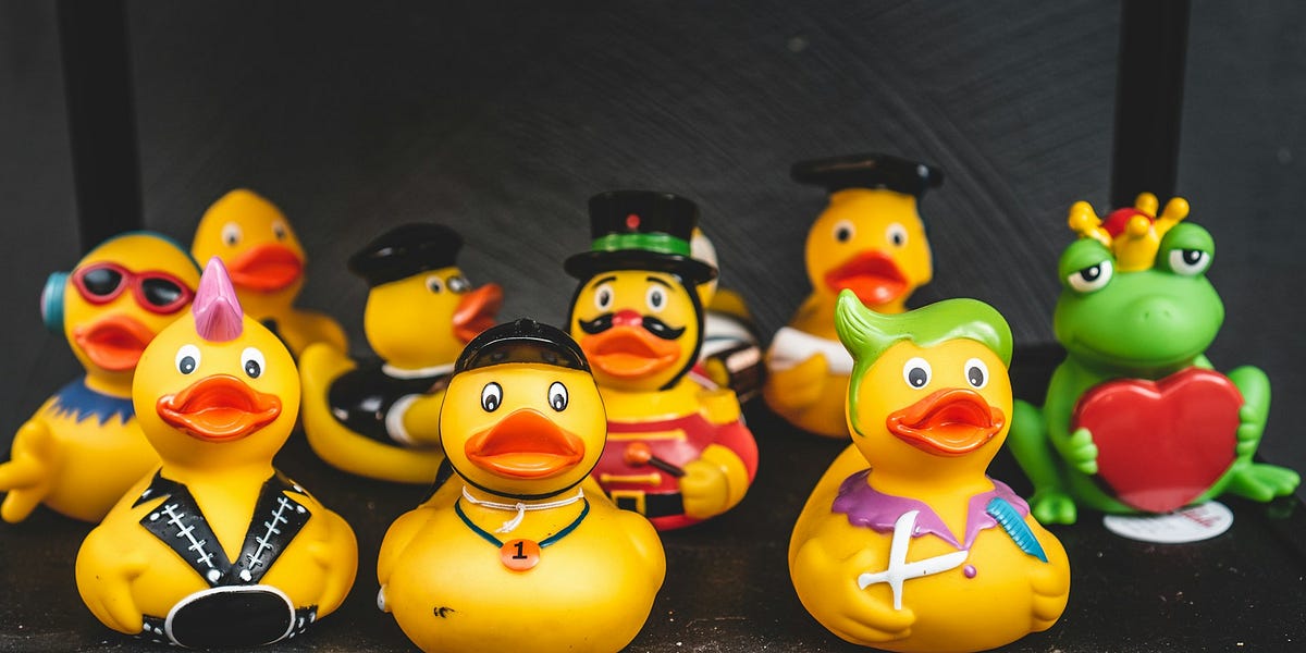 Implementing Generic Types in C - by Sir Whinesalot