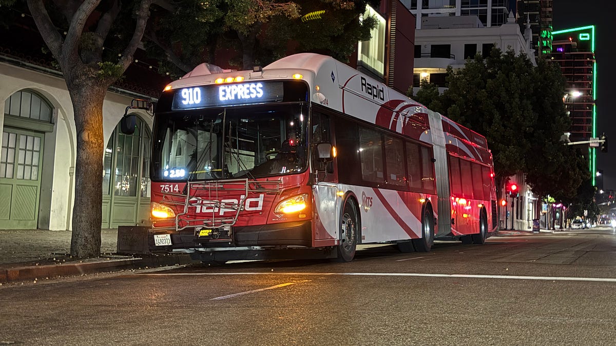SDMTS approves permanent Overnight Express service to San Ysidro