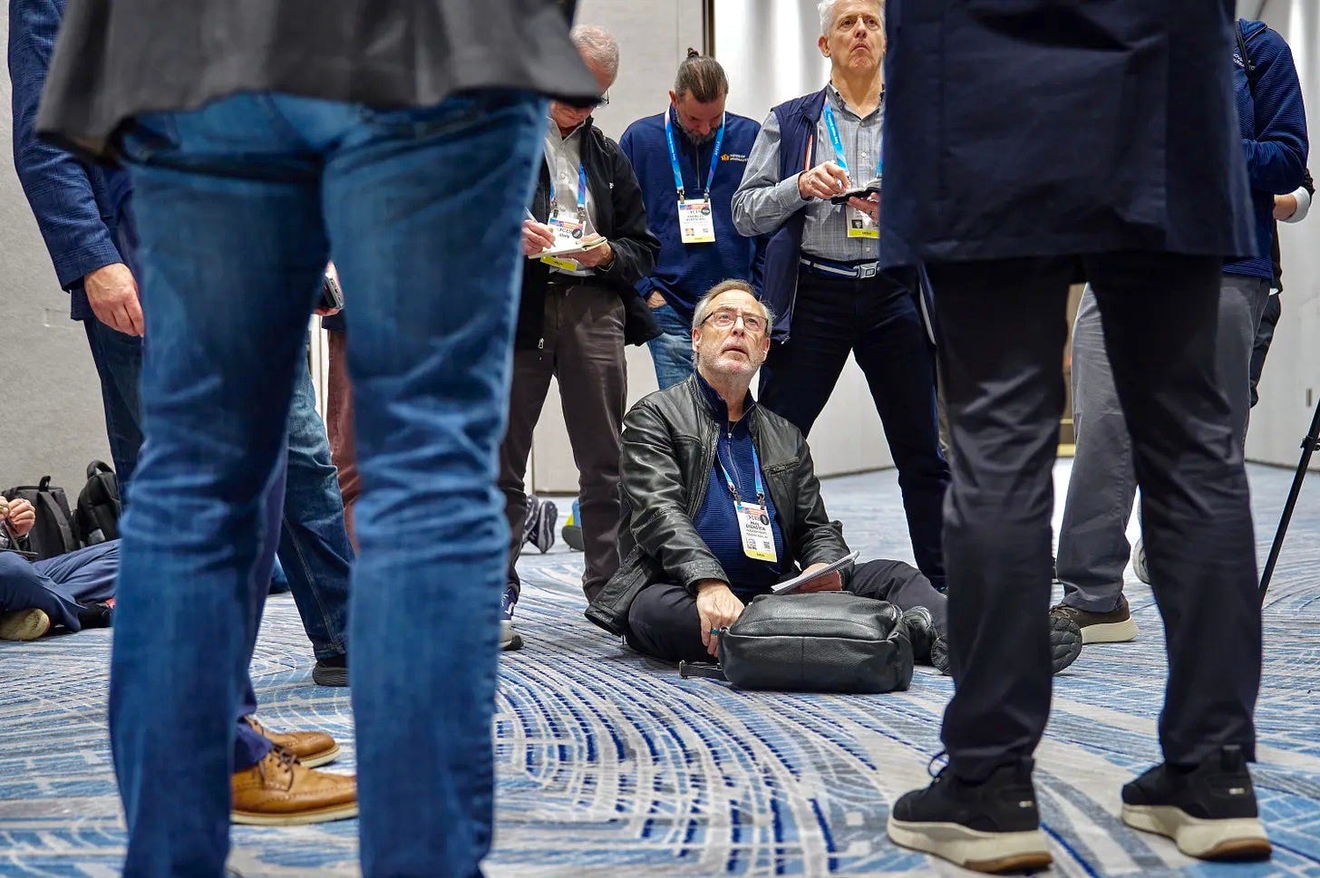 The newshounds of Bowling Villa - by David Benjamin