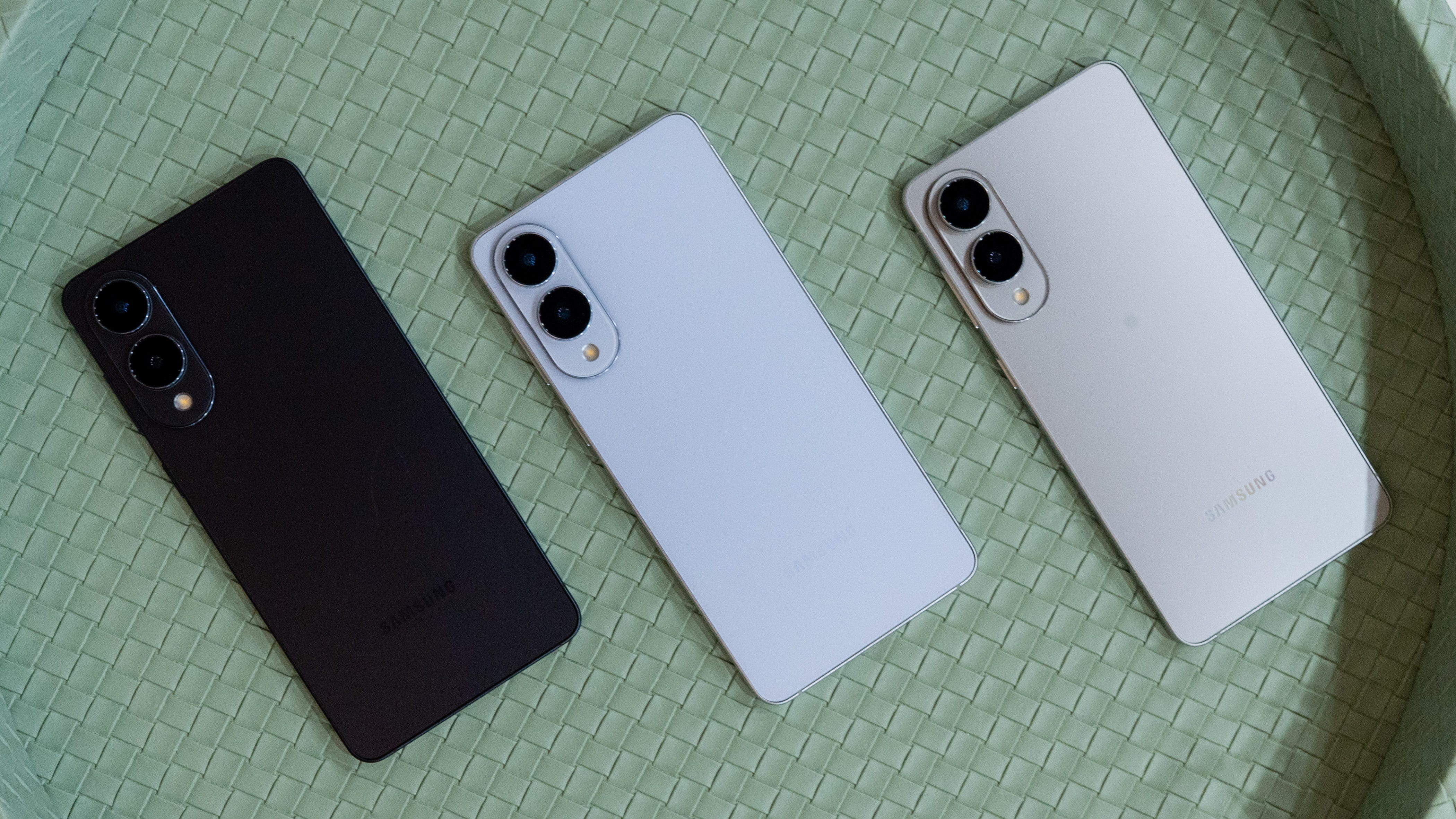 Samsung Galaxy S25 Edge colors: see all 3 different finishes