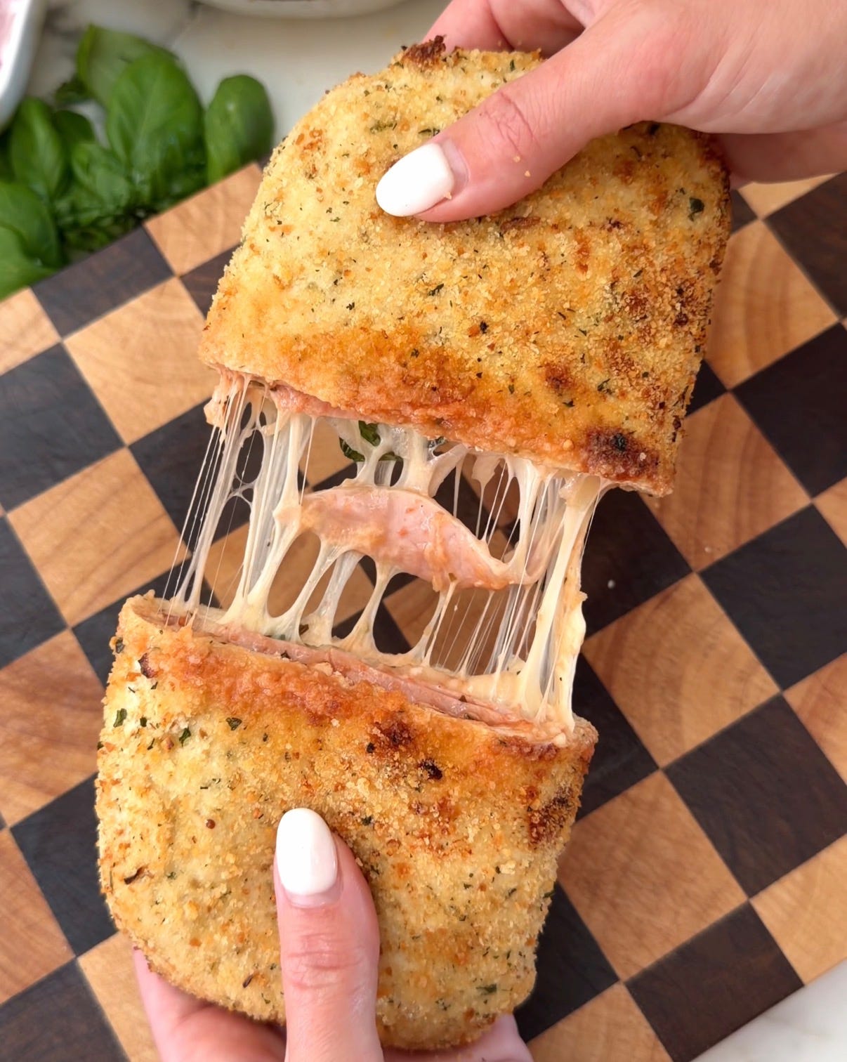 DAY 24: CHICKEN PIZZA POCKET 🍕 - Recipes by Victoria