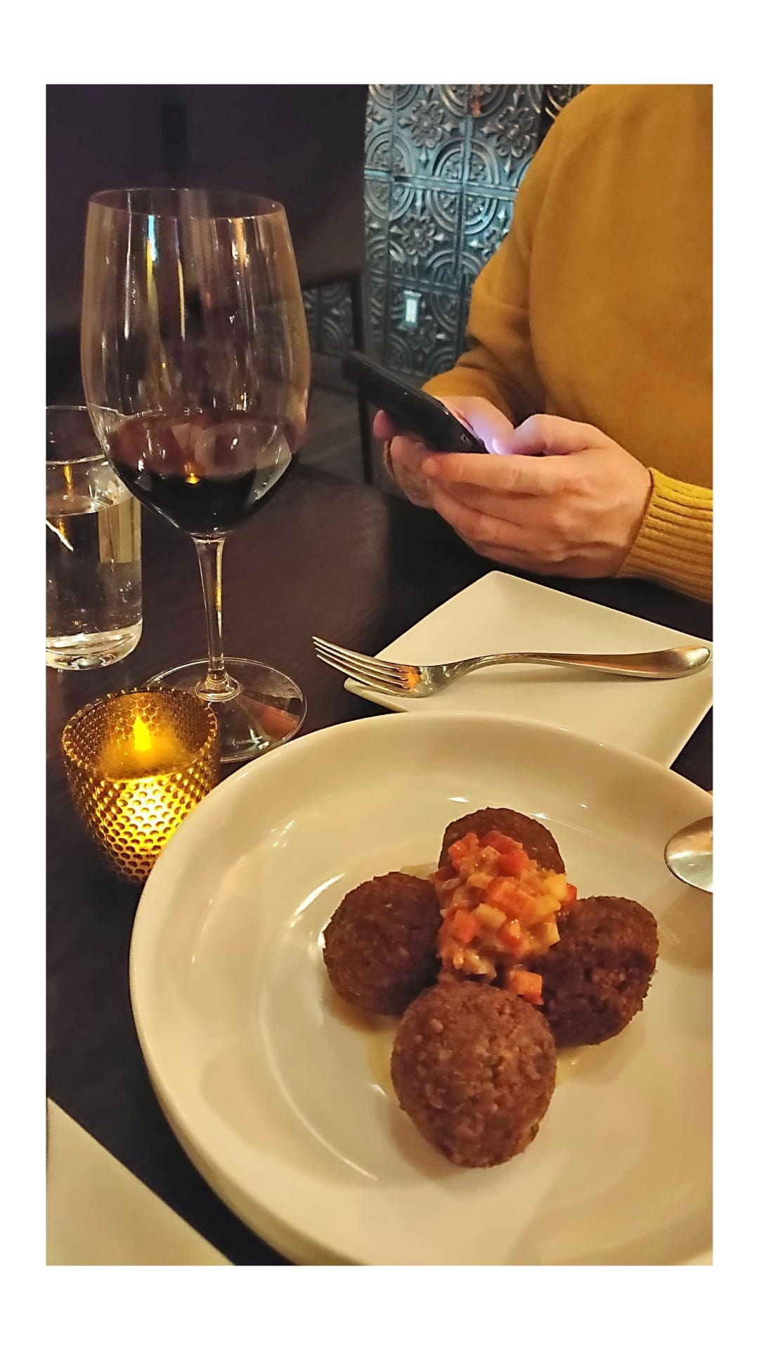 SAVOURING THE SCENE: TZIN WINE & TAPAS (EDMONTON)